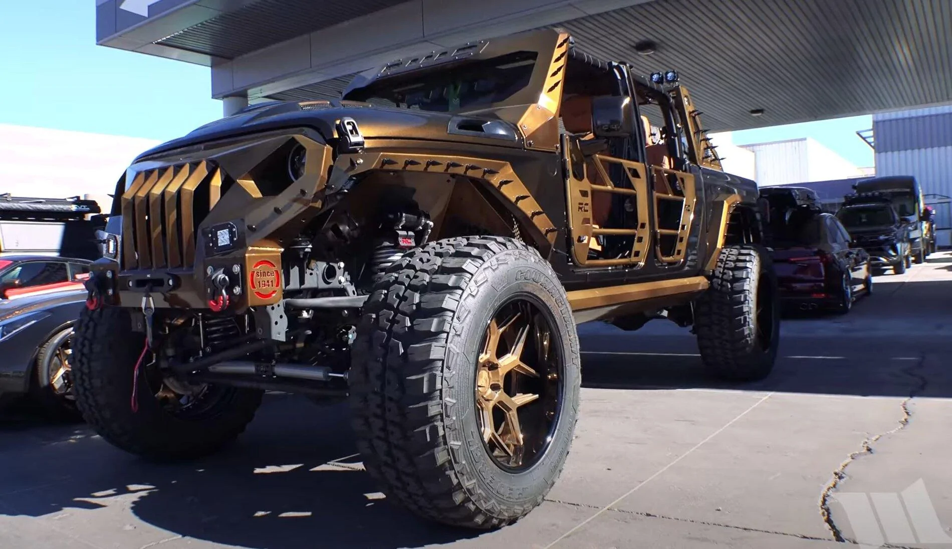 RTR Fun-Haver Widebody Bronco Build at SEMA 2021 | Page 2 | Bronco6G ...